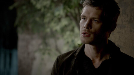 Klaus Vampire Face